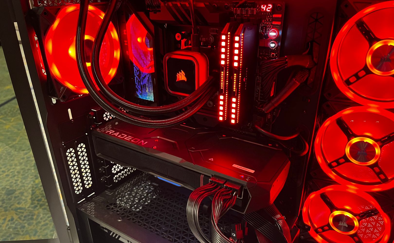 AMD HYPR-RX – nowa technologia zwiększy wydajność w grach. Znamy szczegóły AMD HYPR-RX – nowa technologia zwiększy wydajność w grach. Znamy szczegóły