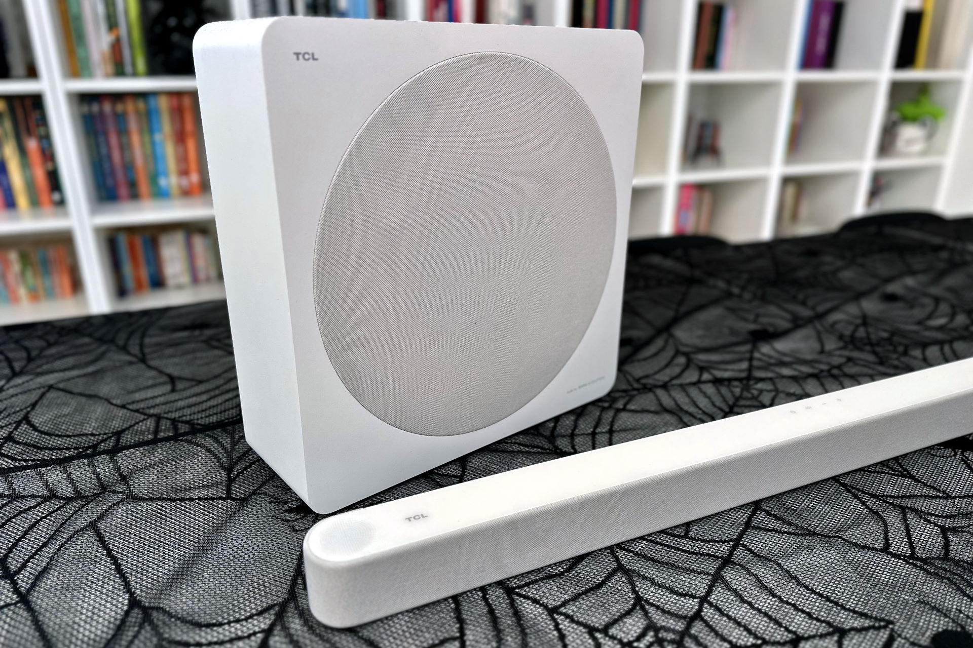 Recenzja TCL NXTFrame A300 PRO – brzmi lepiej niż wygląda